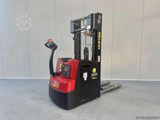 S 1.6 i * DEMO * Atex EX * Miretti 2G / Z1 * NOVA baterija !!
HYSTER S 1.6 i * DEMO * Atex EX * Miretti 2G / Z1 * NEW battery !!