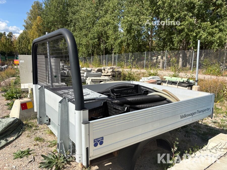 Prodaje se Volkswagen Floby Autokaross karoseriju s ravnom platformom na aukciji