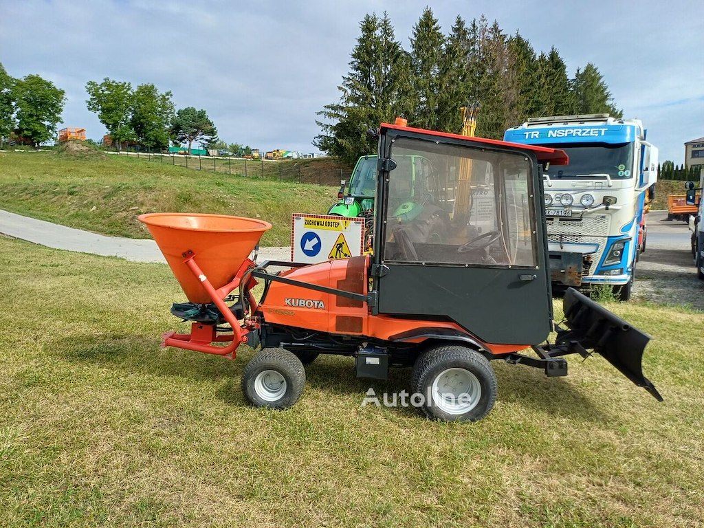 Kubota F 3680 univerzalna komunalna mašina