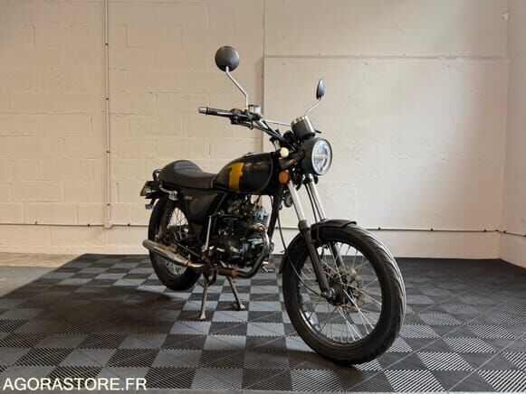Prodaje se Mash motocikl na aukciji
