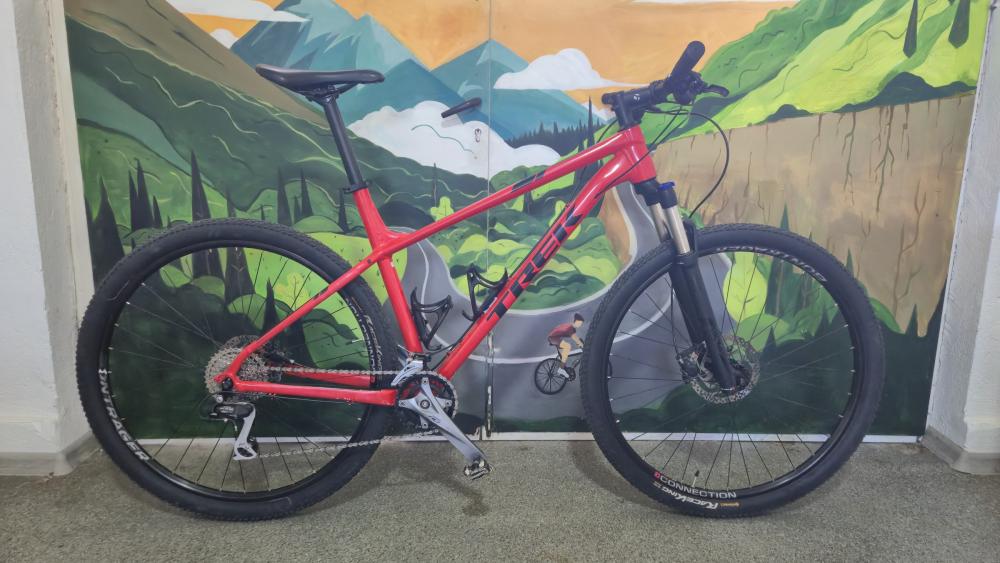 Trek X Caliber 7