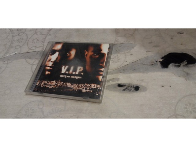 V.I.P. – Ekipa stigla