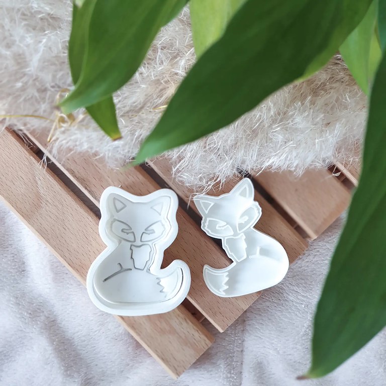 KREATIVNI SLATKIŠI Modla za kolače i ukrase, Lija, 10 cm, Bela