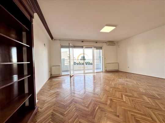 Beograd, Dedinje, Stan, 4.0, 117m2