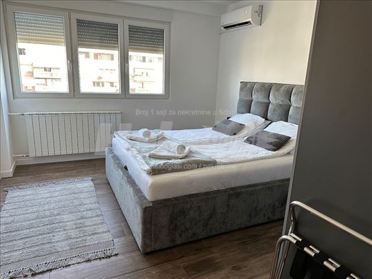 Stan za izdavanje na Novom Beogradu, Hotel Ju