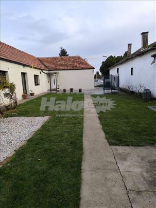 Renovirana kuca - Zeleno Polje - Zrenjanin
