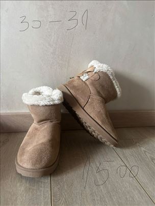 UGG cizmice 30/31