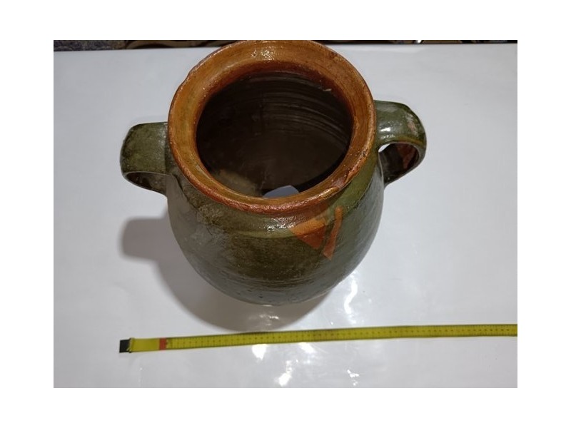 Stari zemljani ćup