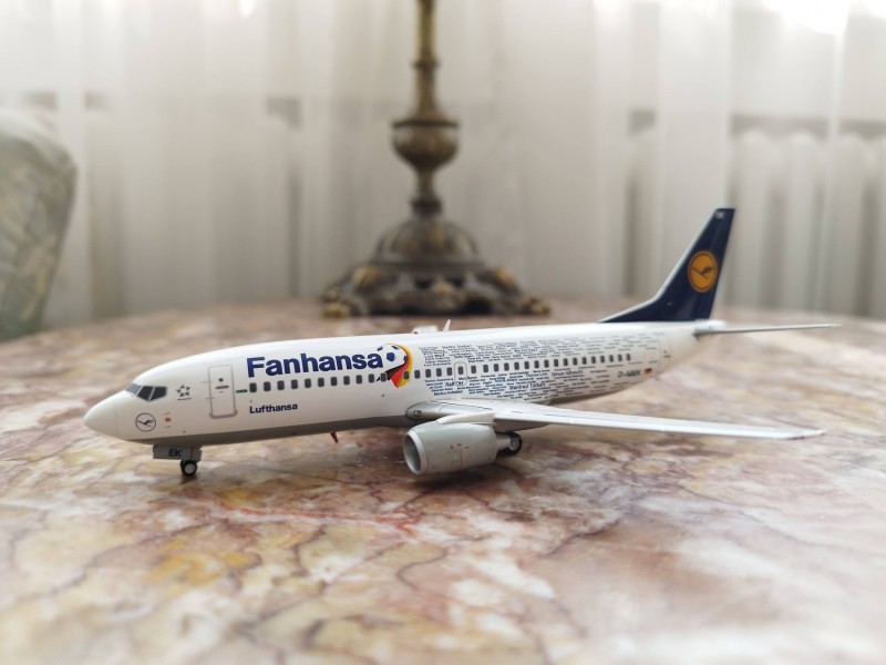 Avion Lufthansa B737-300