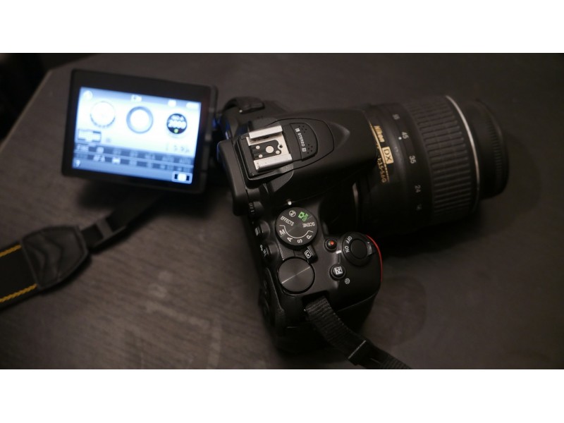 Nikon D5600_Touch_BT_Wifi_NFC_FullHD_Rot.Ekran_32GbSDHC