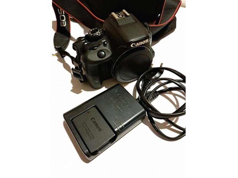 Canon EOS 100D - telo
