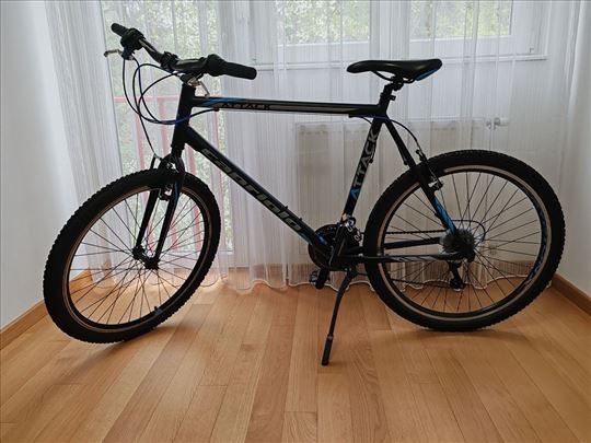 Capriolo Attack Alu 22 ram 26 točkovi crno-plavi