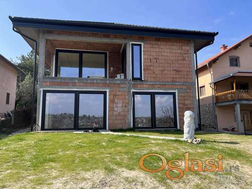 KUĆA - SREMSKA KAMENICA - ČARDAK - 300m2 - 450000 evra