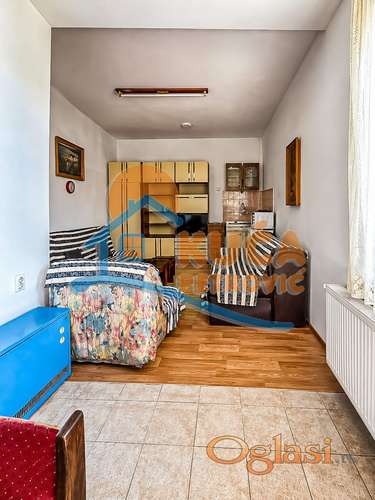 Izdaje se nameštena garsonjera u kući sa posebnim ulazom, 30m2 u Donjoj Vrežini
