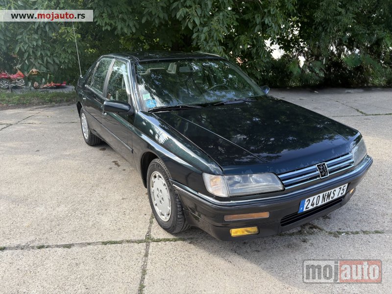 Peugeot 605 SRI