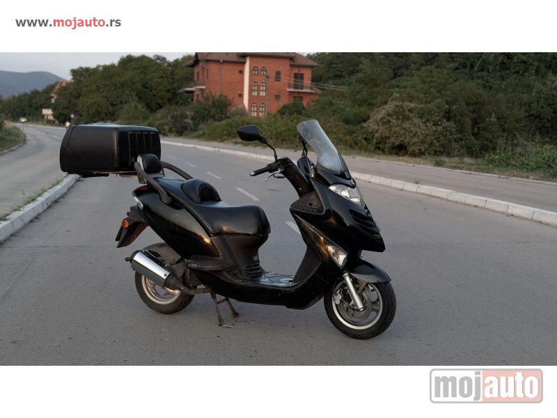 Kymco GRAND DINK B kategorija