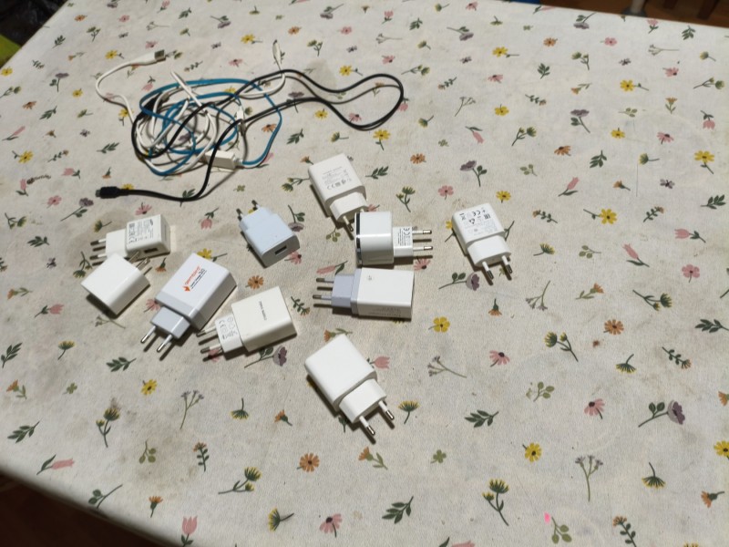 adapteri