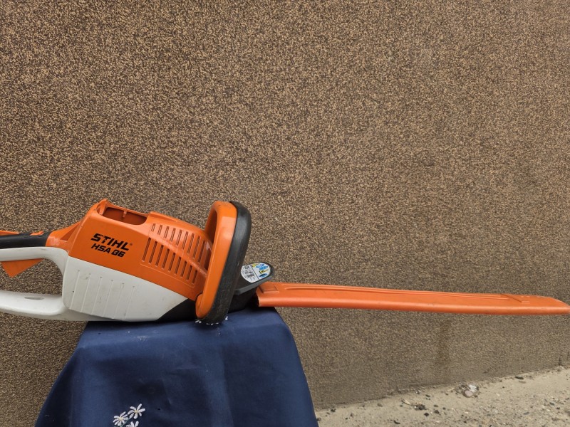 trimer za zivu ogradu stihl HSA 86