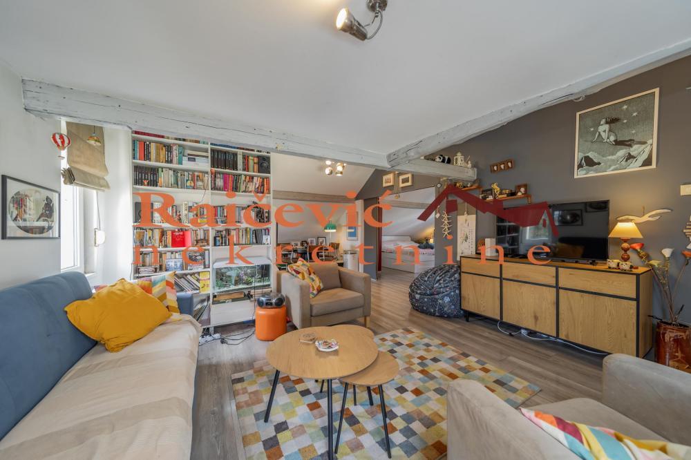 Beogradska, Petosoban stan na prodaju, 141m2, 480.000€