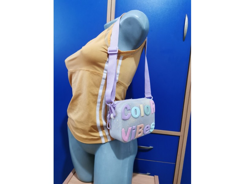 22. COLOR VIBES TORBA
