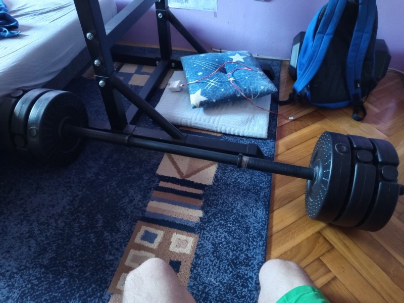 Tegovi za vežbanje 7 kg, 16 kg i 30 kg + diskovi i skle