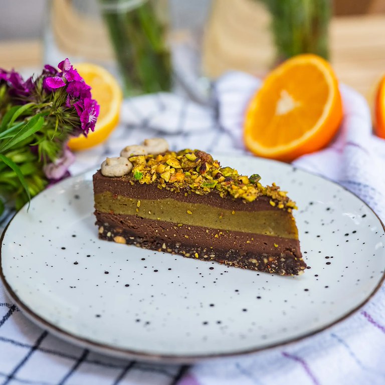 Čoko pistać – ukusna i zdrava torta, parče torte 125g
