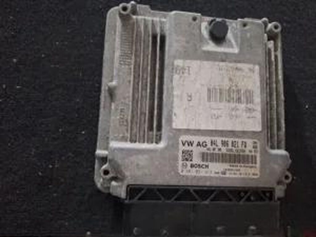 ECU MOTORNI RACUNAR. A6 4G. 04L906021FQ | ECU motorni racunar