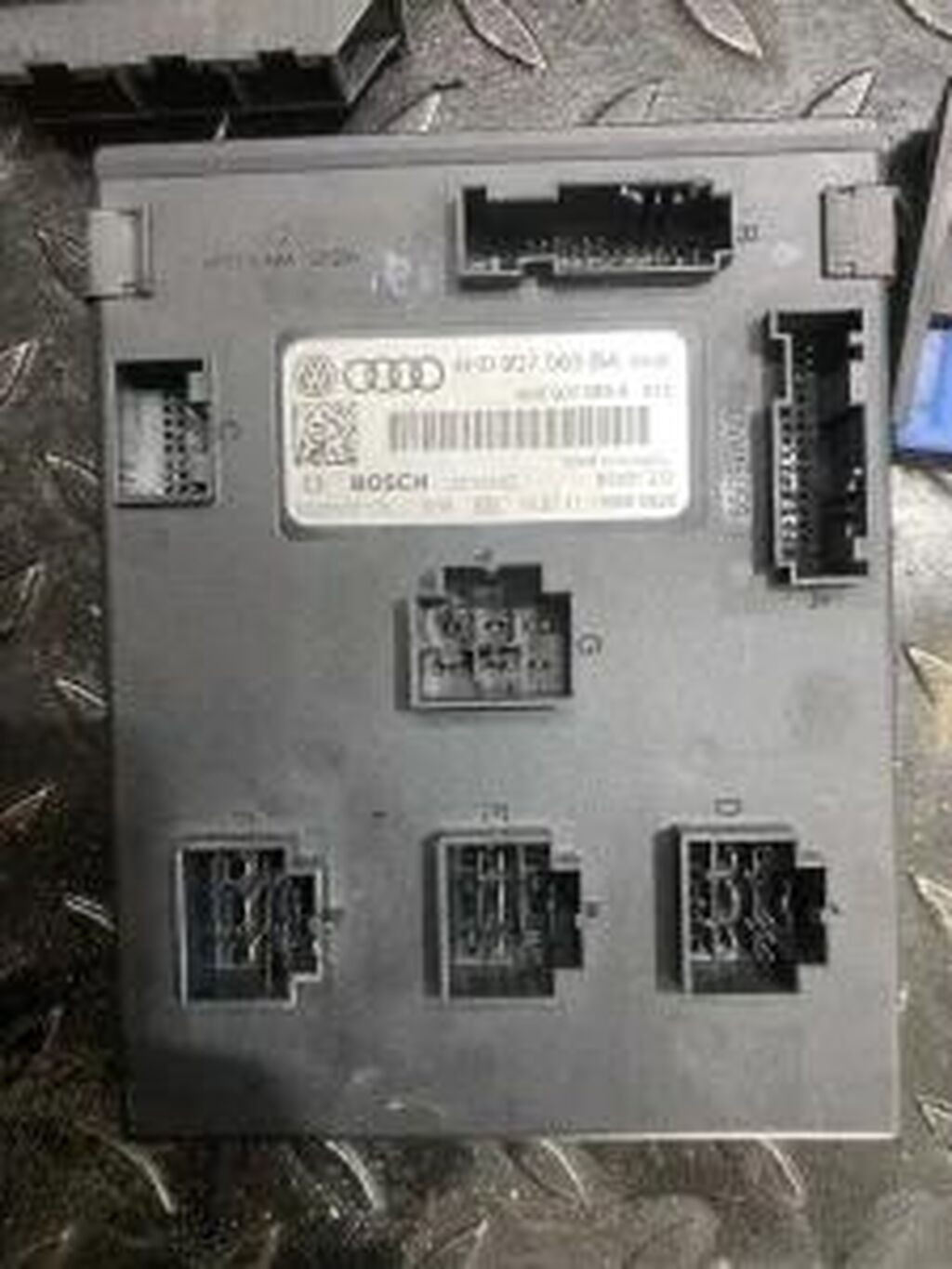 AUDI A6 DELOVI BCM MODUL DOBI KOTROL MODUL 4H0907063BA | audi vw