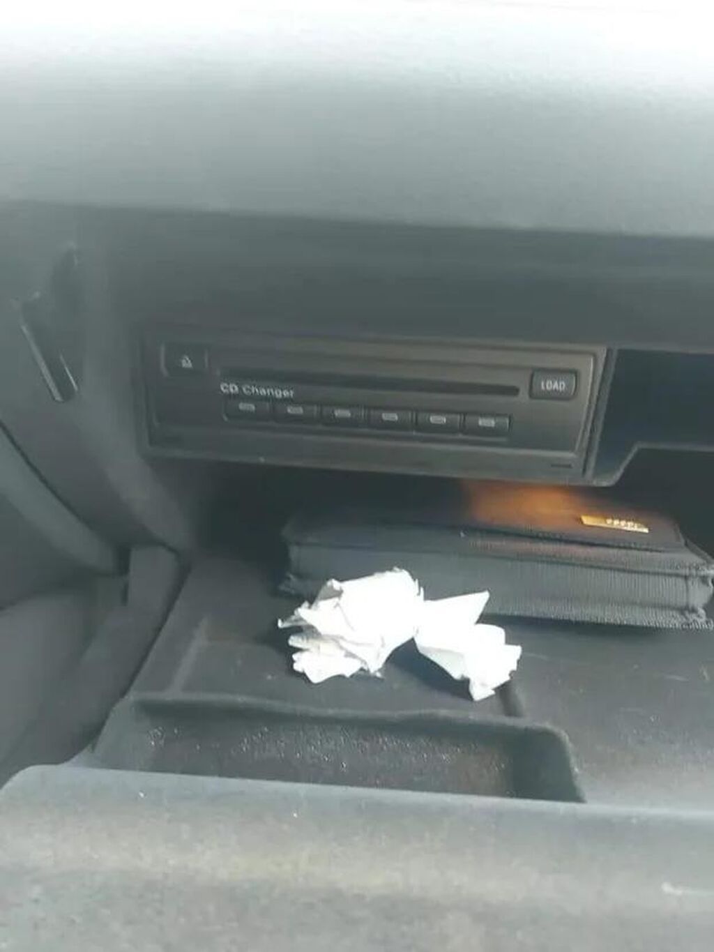 AUDI Q5 DELOVI CD SARZER CHANGER | Audi q5 DELOVI 06********