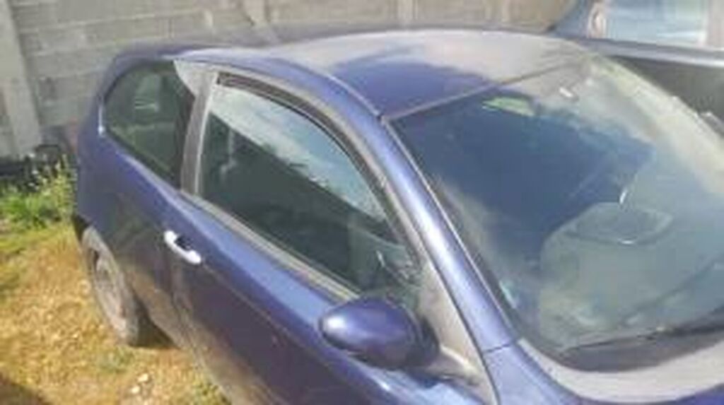 ALFA ROMEO 147 LIMARIJA | Alfa 147 kod boje 895/A met delovi