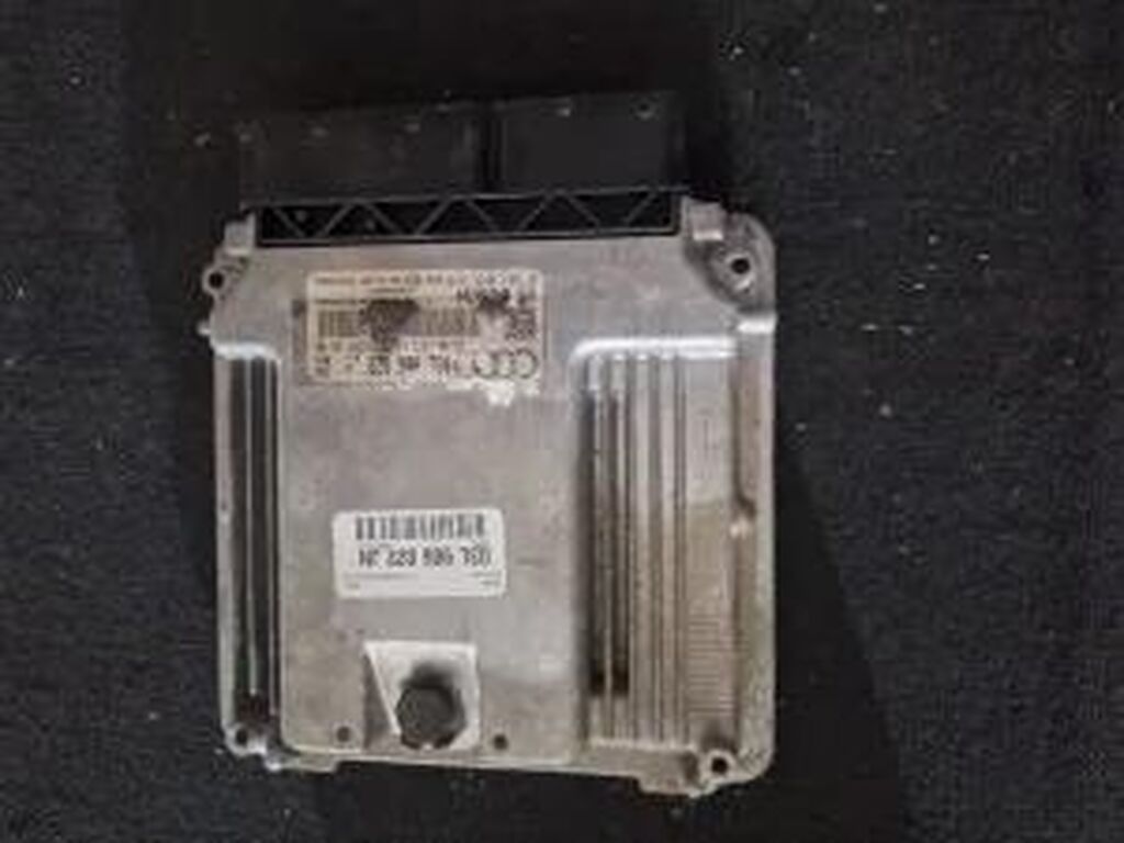 ECU MOTORNI RACUNAR. A4 B8. 03L906022JN | ECU motorni racunar