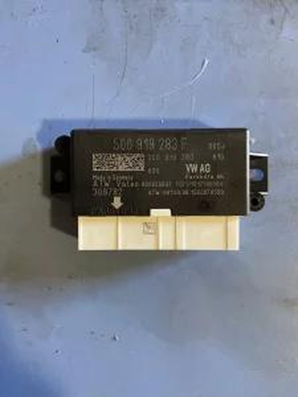PARKING BOX MODUL P SENZORA 5Q0919283F | audi vag delovi zemun