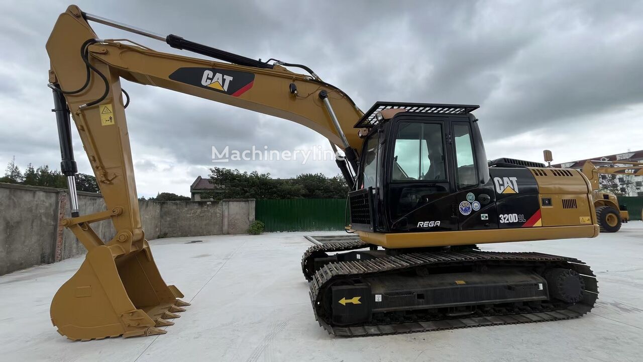 Caterpillar 320D2L bager guseničar