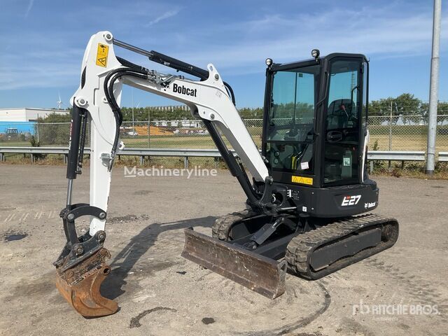 Prodaje se Bobcat E27 mini bager na aukciji