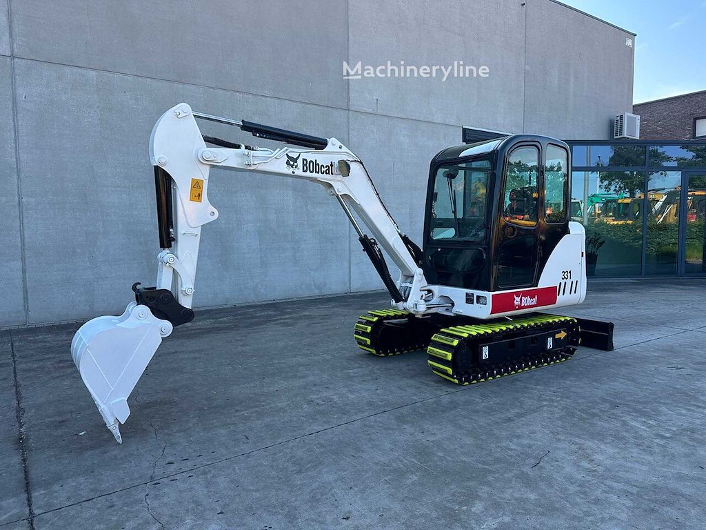 Prodaje se Bobcat 331 mini bager na aukciji