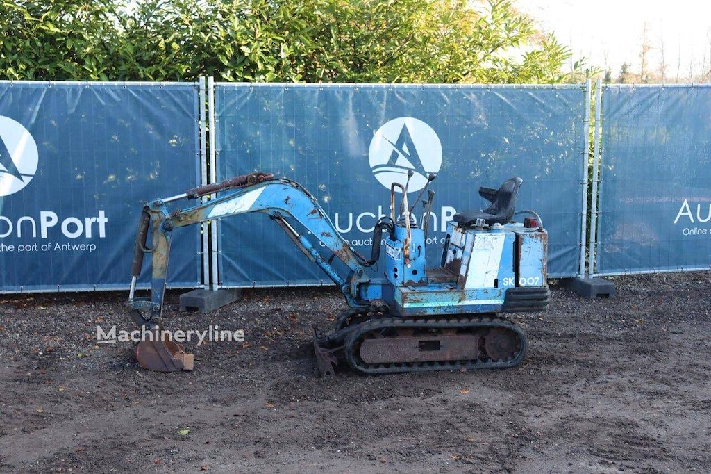 Prodaje se Kobelco SK007 mini bager na aukciji