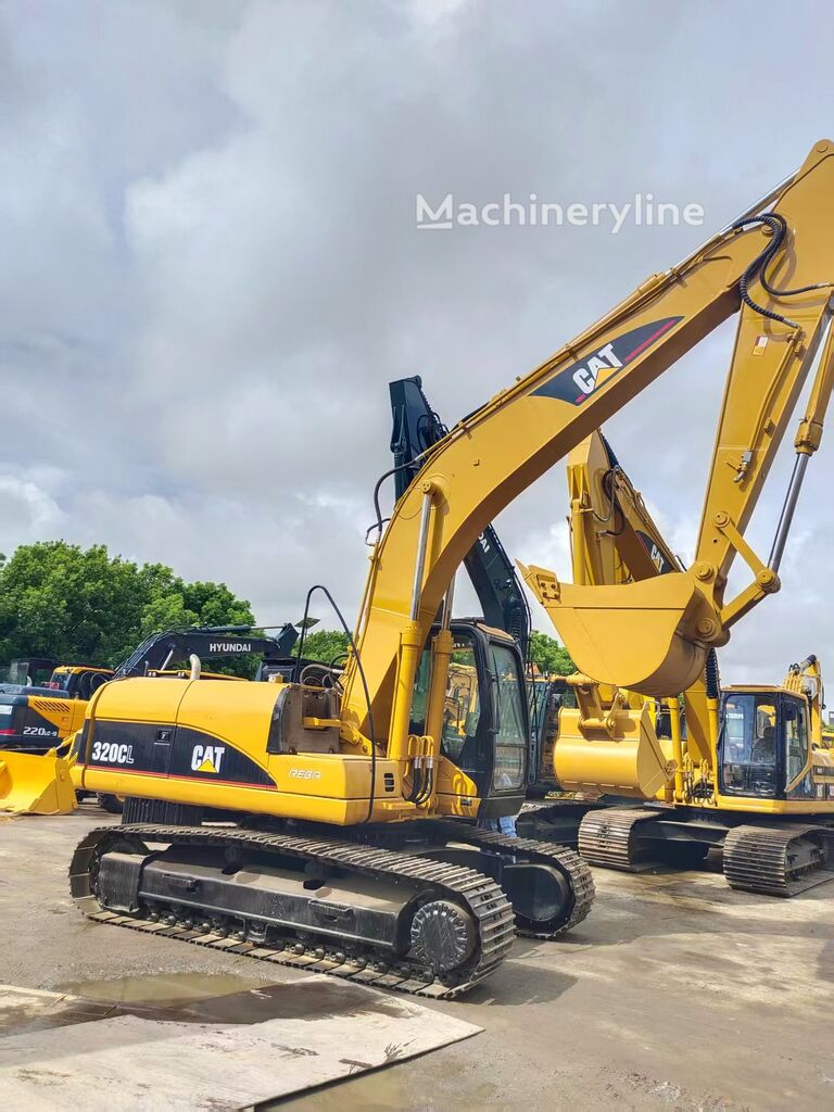 Caterpillar 320C bager guseničar