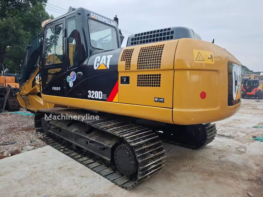 Caterpillar 320D2L bager guseničar