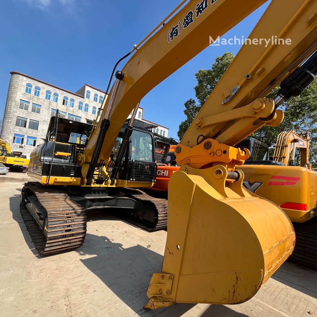 Caterpillar 325D bager guseničar