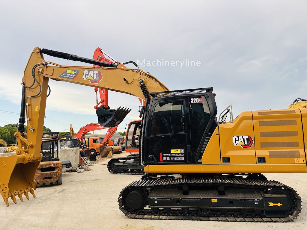 Caterpillar 320DL bager guseničar
