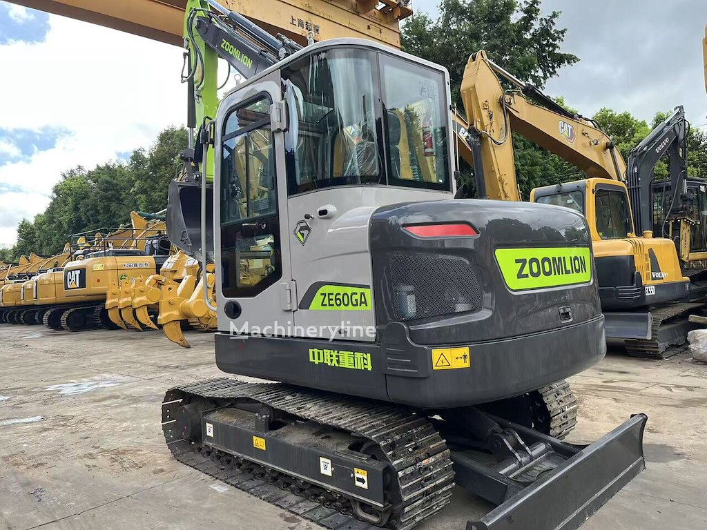 Novi Zoomlion ZE60GA mini bager