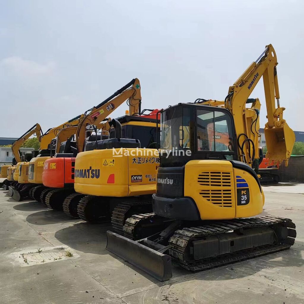 Komatsu PC35MR bager guseničar