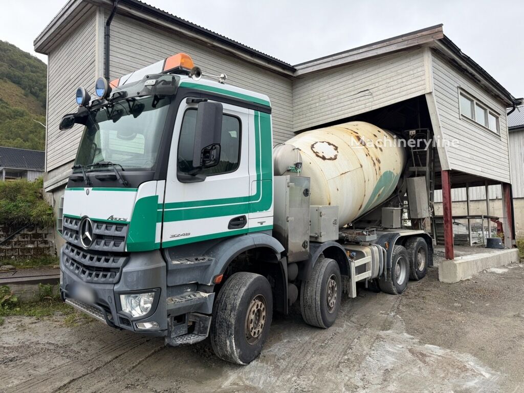 Mercedes-Benz AROCS 3245 *8x4 *SARAKA 10m3 *TRANSPORT PIPE 9m *Euro 6 kamion s mešalicom za beton