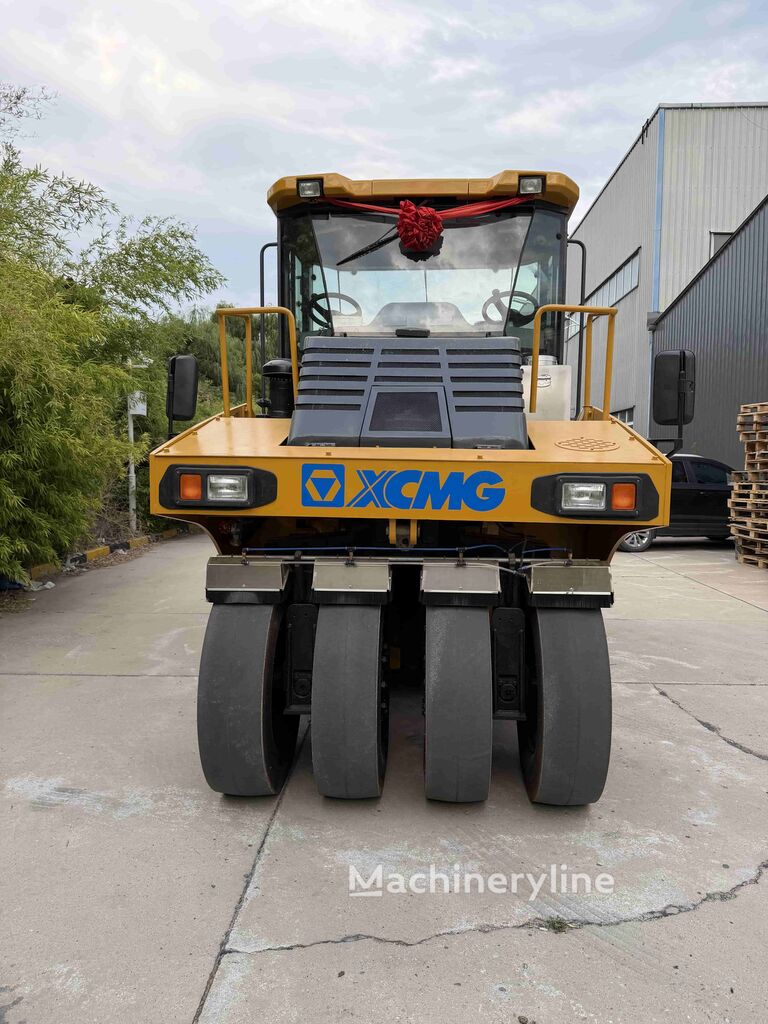 XCMG XP163 pneumatski valjak