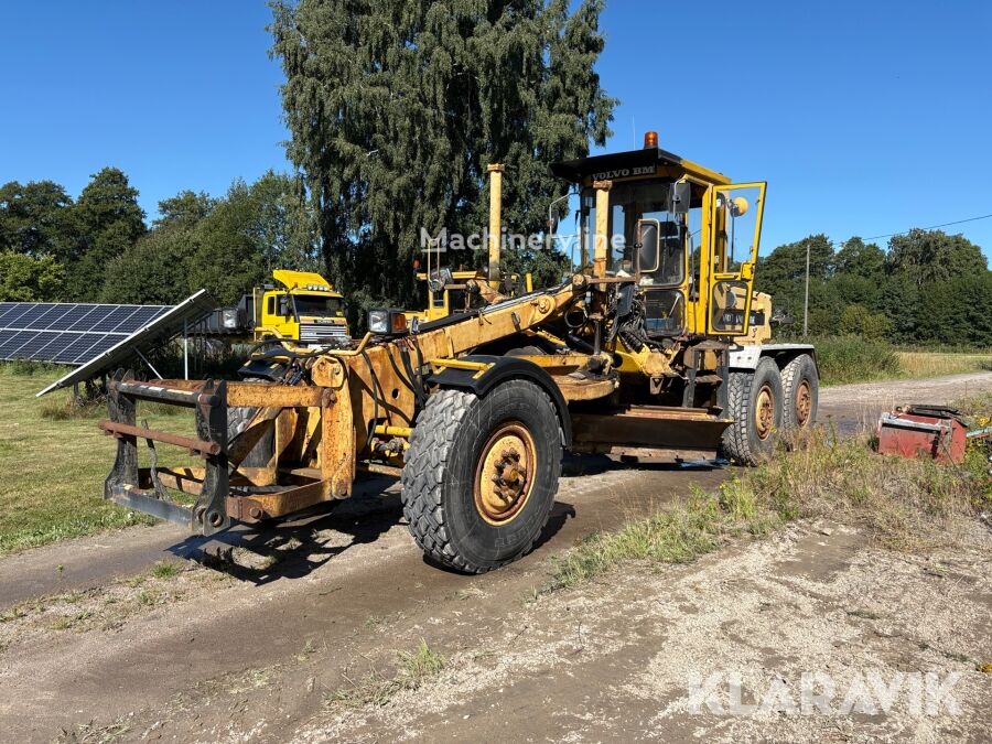 Prodaje se Volvo 3500 grejder na aukciji