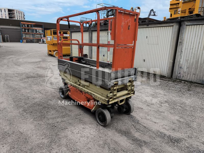 JLG 1930ES makazasta platforma