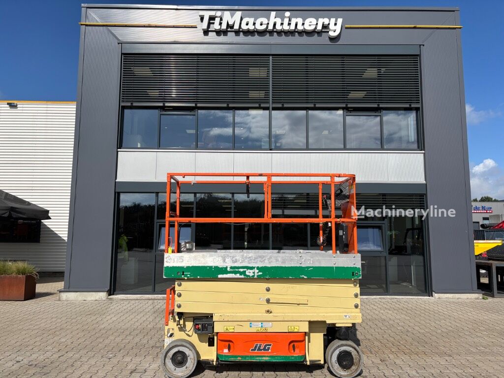 JLG 2630 ES makazasta platforma