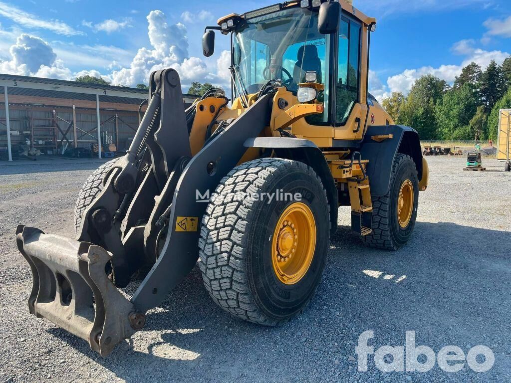 Prodaje se Volvo L90H Hjullastare med låga timmar & många redskap (138208) prednji utovarivač na aukciji