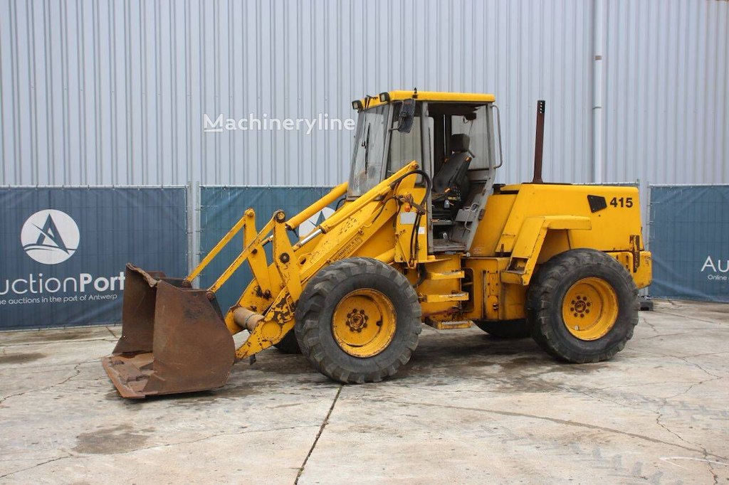 Prodaje se JCB 415 prednji utovarivač na aukciji