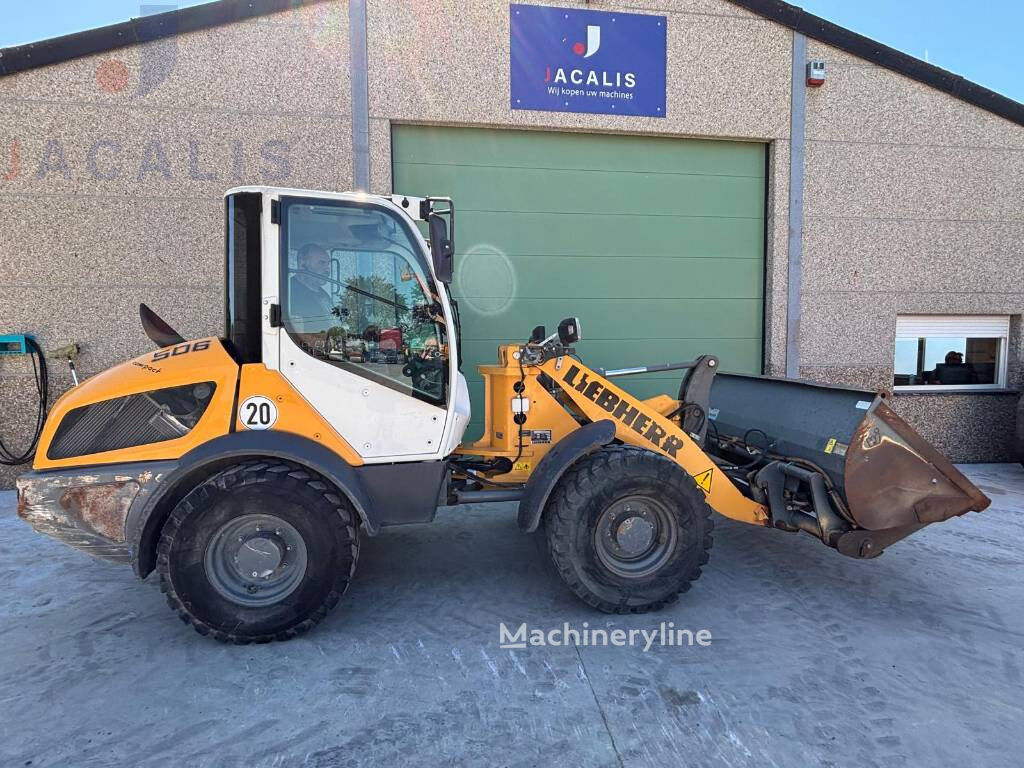 Liebherr L 506 prednji utovarivač